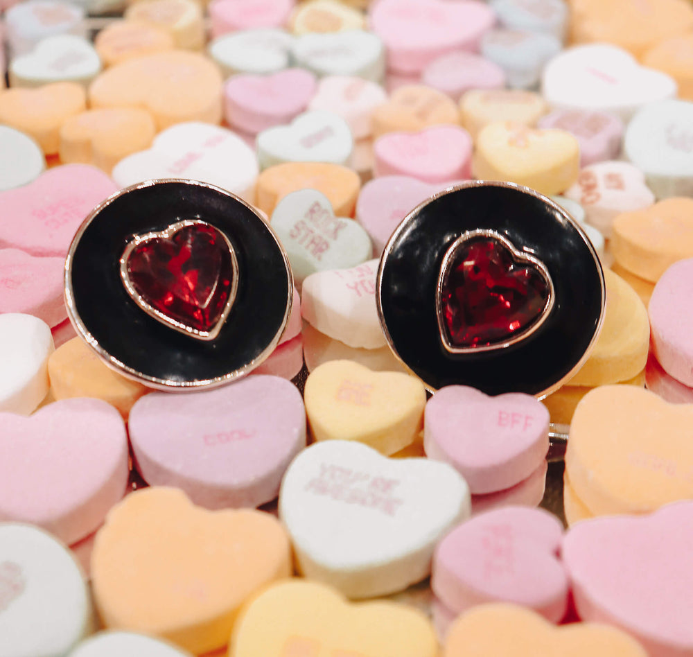 The Original Wonder Woman and the Costume Designer Donfeld – Modig