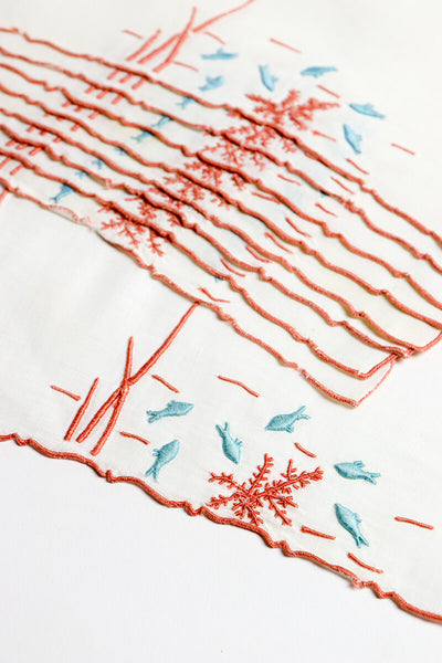 Vintage Linens – Modig