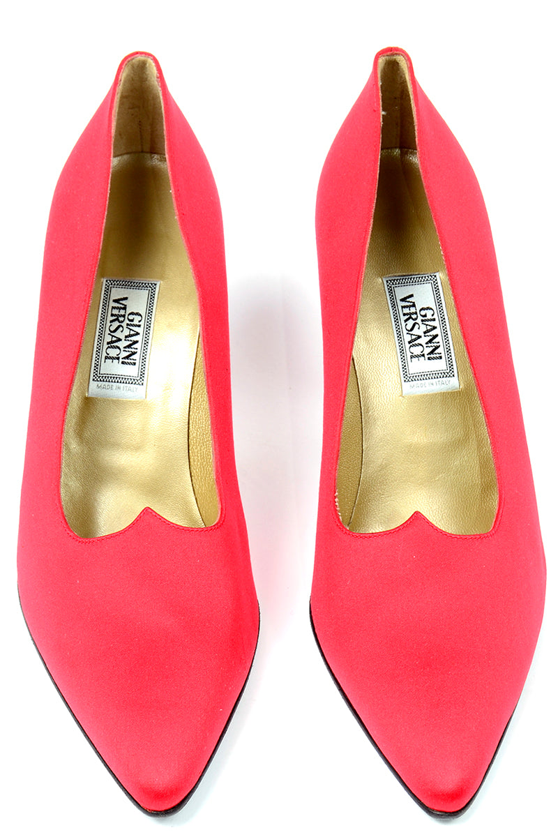 1990s Gianni Versace Vintage Red Shoes Unworn Heels Size 40 – Modig