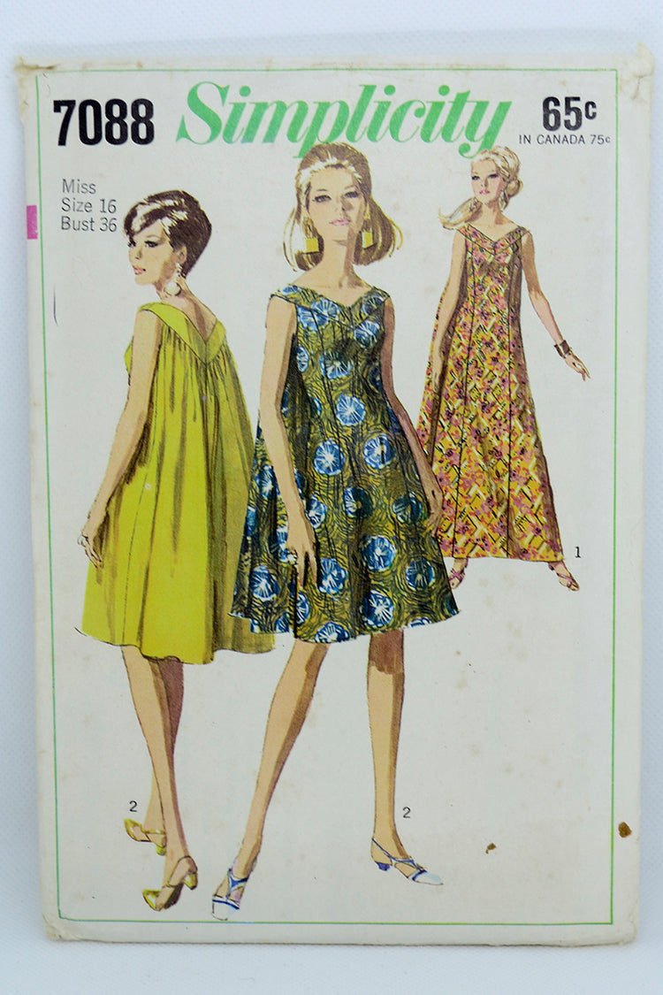 1967 Vintage Simplicity 7088 Muumuu Tent Dress Pattern – Modig